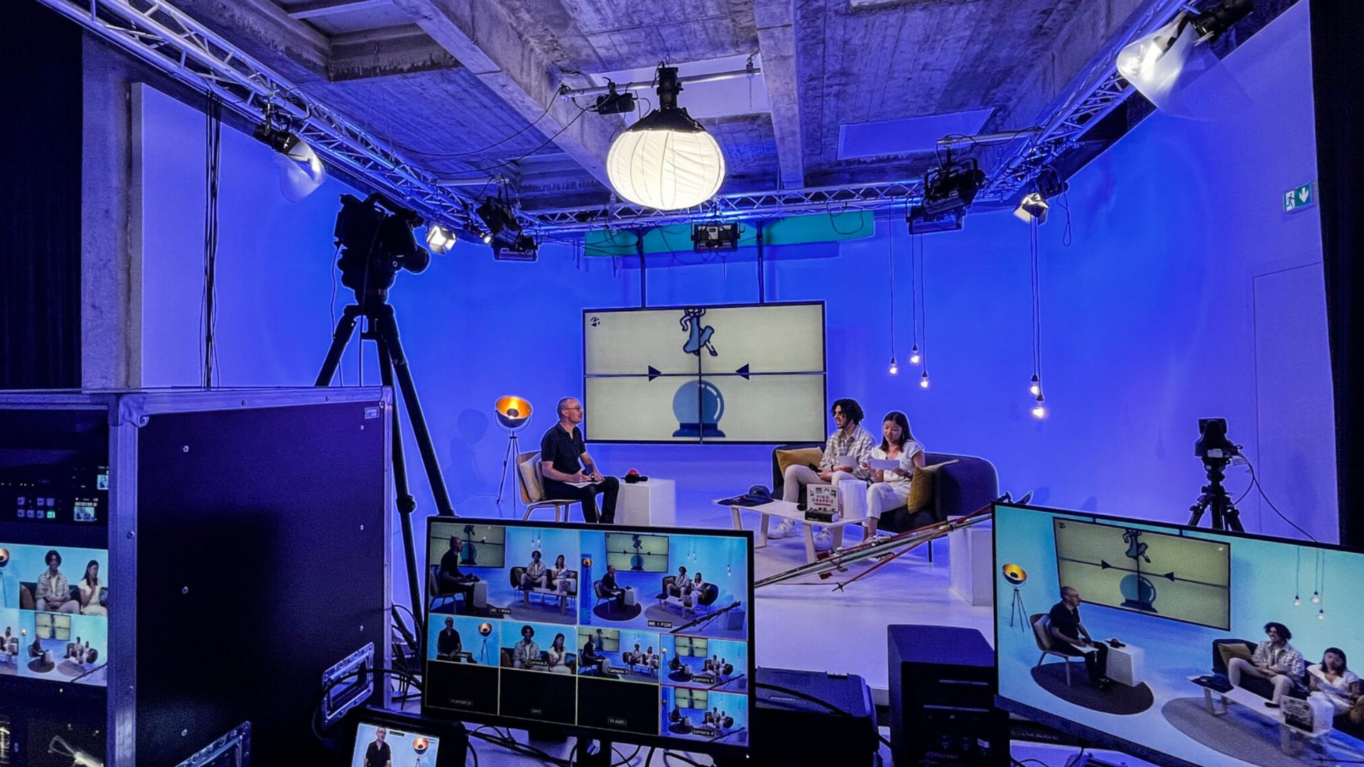 Liste de studio TV à louer par région - Kalyzee